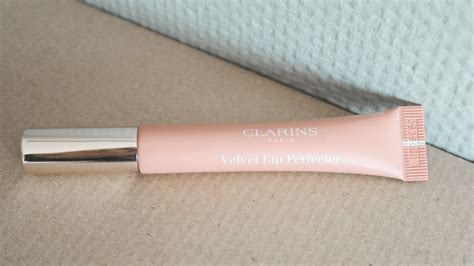 Review Clarins Velvet Lip Perfector | Ellenismyname