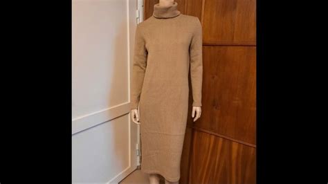 Платье прямого силуэта | Dress, Neck dress, High neck dress