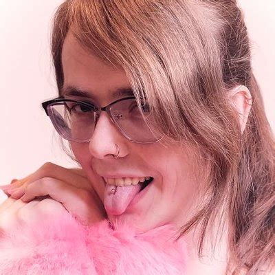 RedGIFs.com on Twitter: "RT @kacey_cane: Passed 500k views in under two months! 🥰🤩 ...