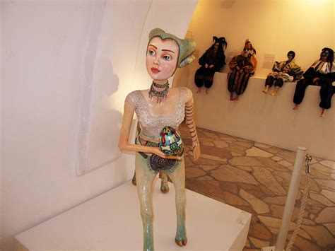 "То ли люди, то ли куклы"