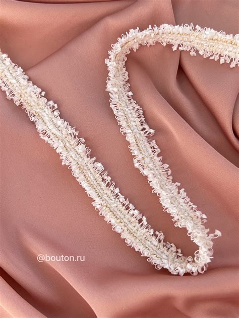 Тесьма белая с люрексом – купить за 165 руб | BOUTONRU.RU