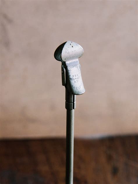 COMMUNS | A Photo Holder