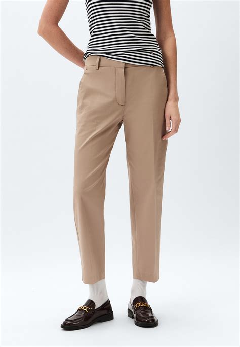 Брюки Tommy Hilfiger, цвет: бежевый, RTLADL251901 — купить в интернет ...