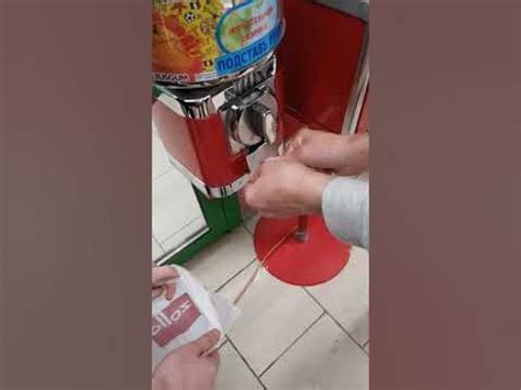 Как ограбить автомат с жвачками - YouTube