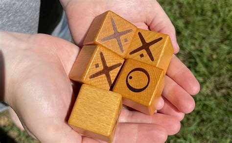 Game Review: Quixo - Roads to Everywhere