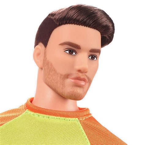 Кукла Барби Looks 2023 - Кен, в желтой футболке (Barbie Looks 2023 №18 ...