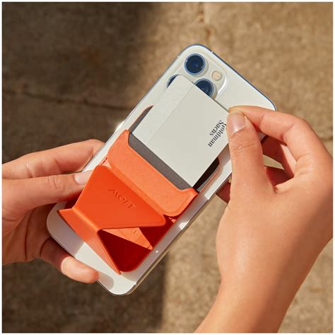 Магнитная подставка-кошелёк Moft Snap-On MagSafe для iPhone 12 и 13 ...