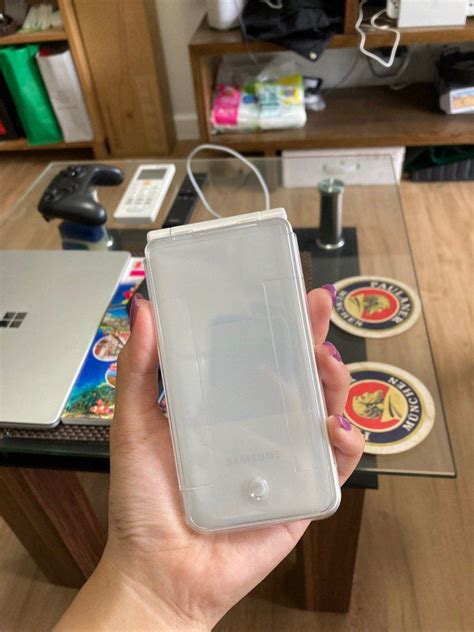 Samsung folder 2 on Carousell