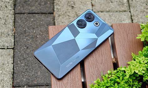 Самые недорогие бренды смартфонов: стоит ли покупать телефон TECNO ...