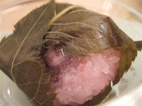Сакура-моти (Sakura Mochi) является разновидностью японских ...