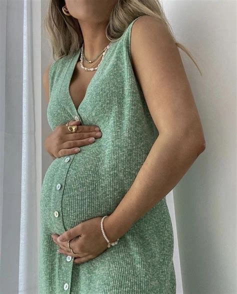 Стильная беременность | Stylish maternity outfits, Pregnacy outfits ...