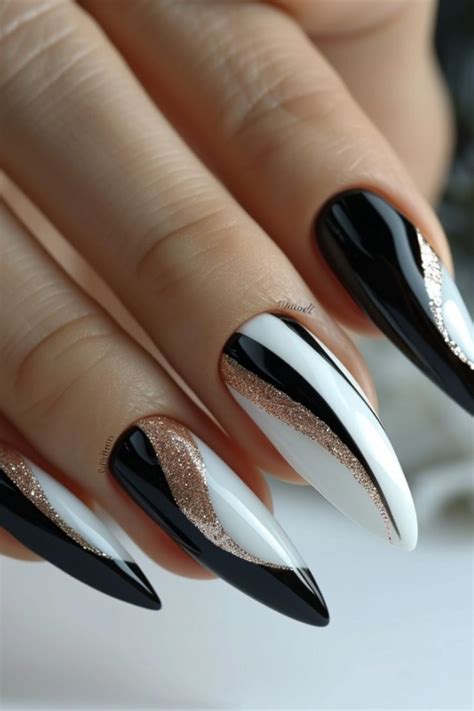 Pin by Swetlana on Ногти in 2024 | Black acrylic nail designs, Stylish ...
