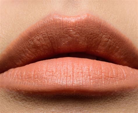 Shiseido Cyber Beige, Bullet Train, Scarlet Rush VisionAiry Lipsticks ...