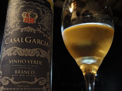 MALBEC & BLUES: Vinho verde