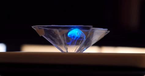 You can use your iPhone to create holograms! | smooth