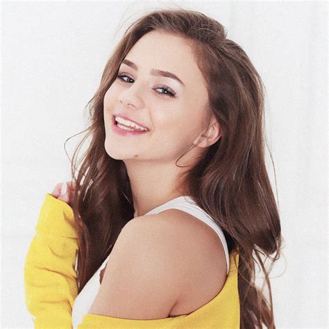 У Кати Адушкиной вышел новый клип — www.ellegirl.ru | theGirl