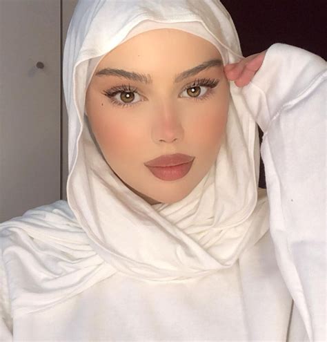 Pin on Hijab