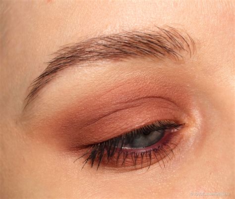 Прекрасная нюдовая палетка теней Too Faced Born This Way The Natural ...