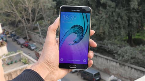 Samsung Galaxy A7 2016 Real Life Usage Review - Gadgets To Use