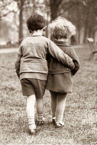 Тили-тили тесто и поцелуйчики. | Vintage photos, Vintage children, Old ...