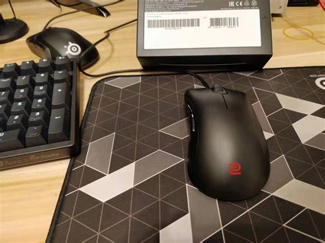 New Zowie EC1-(NOTHING) (produced 2019/08)????? : r/MouseReview
