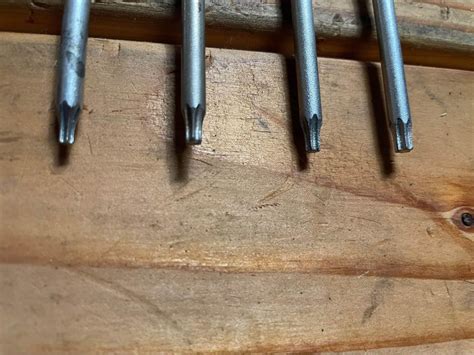 What are Torx head screws? Stripped screw removal, star shapes, T30 ...