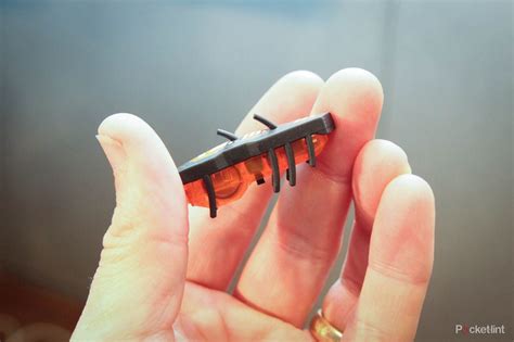 Hexbug nano V2: Now they climb as well