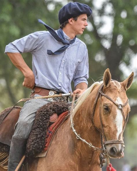 Gaucho argentino | Gaucho argentinos, Gaucho, Disfraz de gaucho