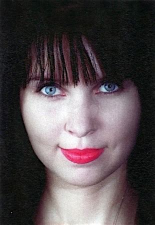 Rosalin (30 Jahre) aus Aargau - Mann gesucht, der sich traut die Hüften ...