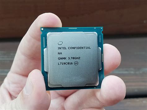 Core i7-8700K フリマアプリ ade