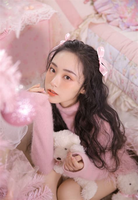 晓晓万-Xiao Xiaowan - 📖