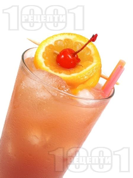 Коктейл секс на плажа (Sex On The Beach) с водка, ликьор праскова, сок ...