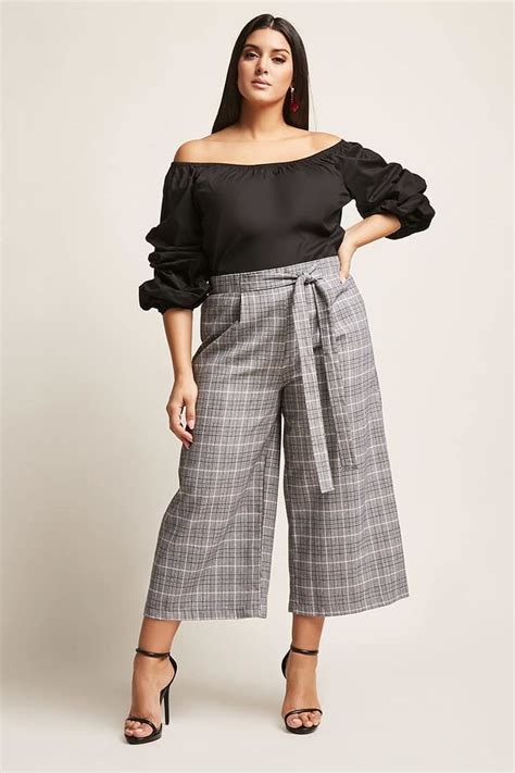 Стильные вещи на весну 2018 для полных. | Plus size outfits, Plus size ...