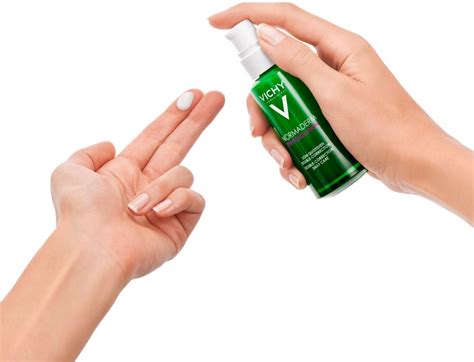 Vichy Normaderm Phytosolution коригираща грижа с двоен ефект против ...