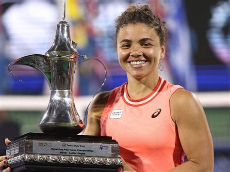 Paolini defeats Kalinskaya in comeback victory for Dubai title ...