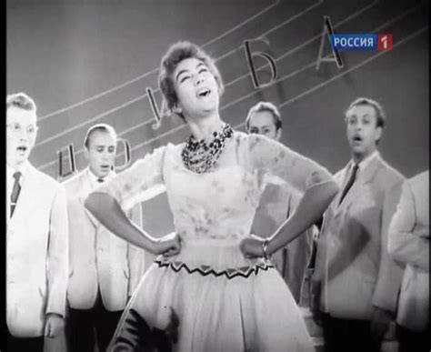 Смотреть "Эдита Пьеха" онлайн. Dокументальный фильм - eTVnet
