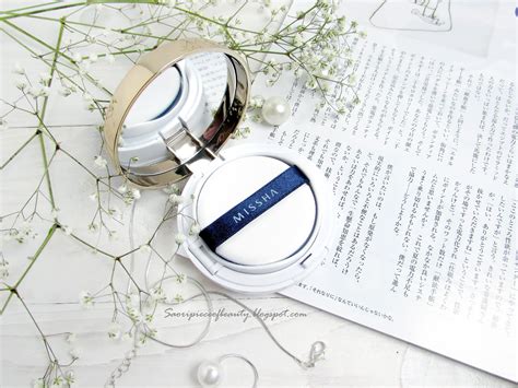 A piece of beauty: Кушон Magic Cushion Moisture от Missha