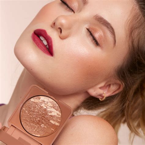 The Bronzer Powder – 3INA Makeup Global