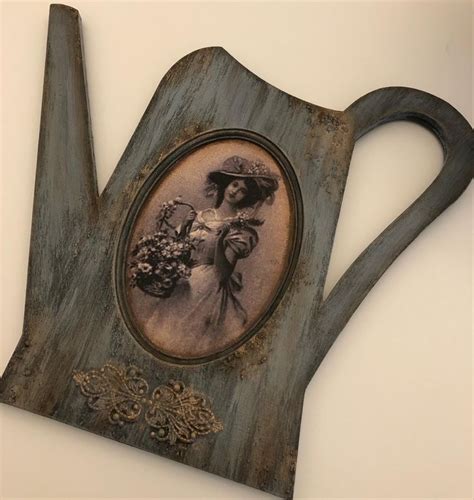 Dekorations kanna | Decoupage art, Decoupage, Wood diy