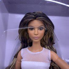 Игровая кукла - Barbie looks Lina (1) купить в Шопике | Обнинск - 824877