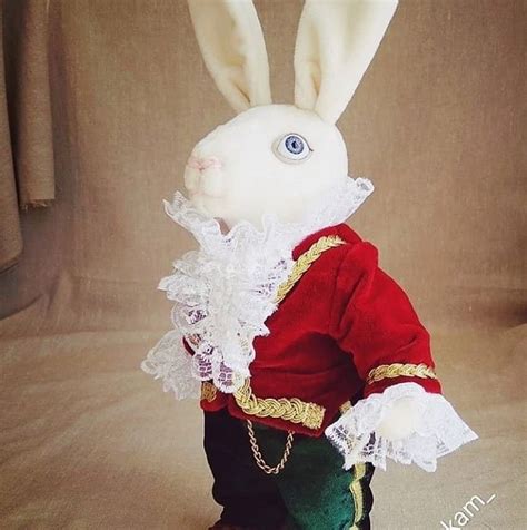 Кролик Эдвард | Novelty christmas, Holiday decor, Christmas ornaments