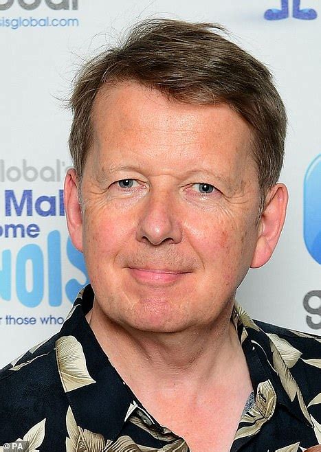 Stars pay tribute to Bill Turnbull after journalist died aged 66 ...