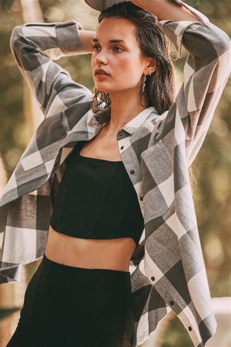 Stradivarius apuesta en su nueva colección por un otoño de básicos ...