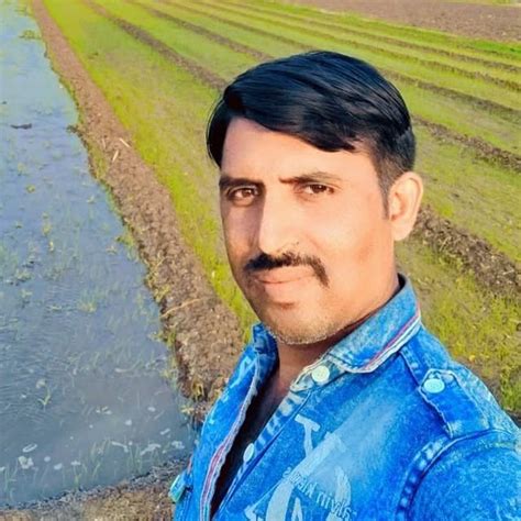 Makwana Arvind (@makwanaarvind744) • Threads, Say more