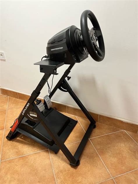 Thrustmaster T-300 GT volan