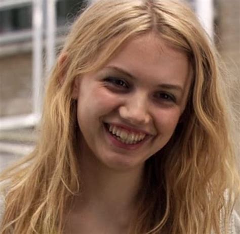 Category:Skins Characters | SoapVerse Wiki | Fandom