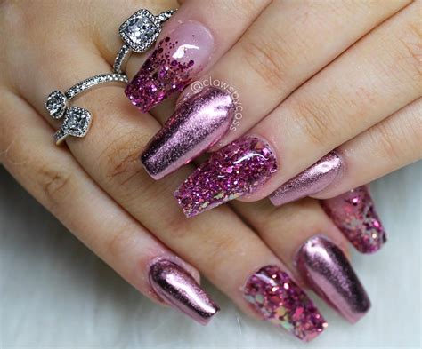 Unusual nail - marker - Travellingstory