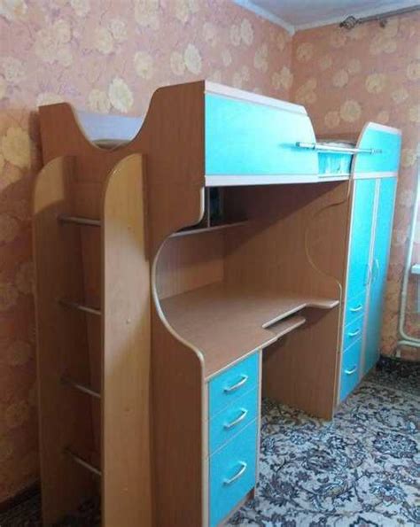 Кровать двухъярусная с рабочим столом для компьюте | Festima.Ru ...