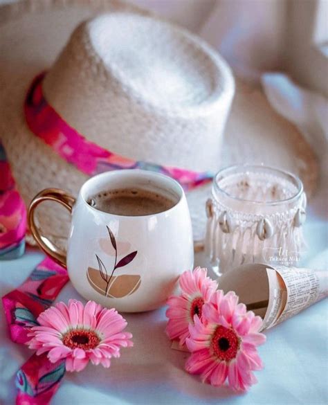 Pin auf FlOWERS ÇIÇEKLER | Kaffee oder tee, Zeit für kaffee, Kaffeetassen