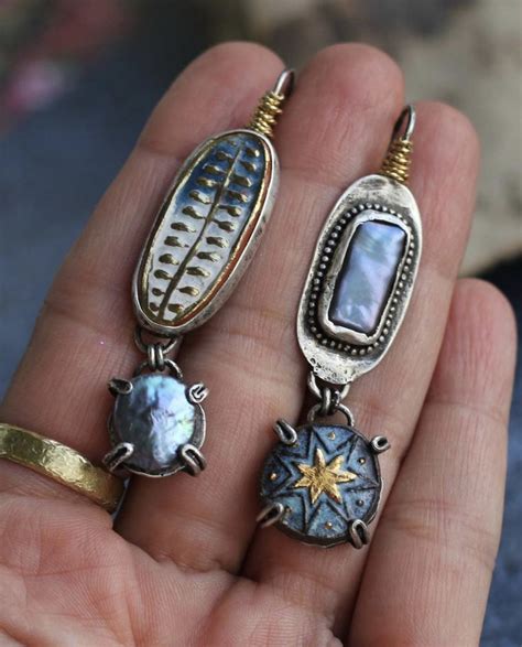 Серьги с керамикой | Charm bracelet, Jewelry, Bracelets